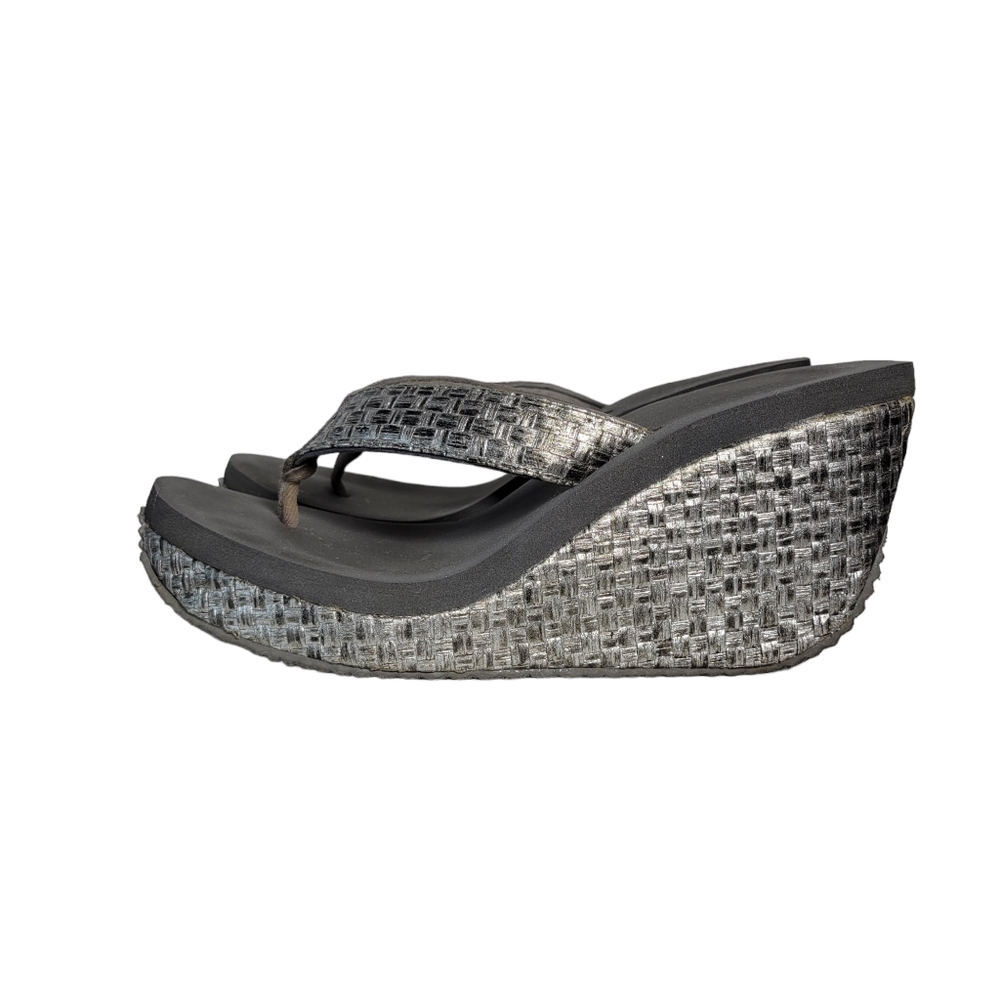 Volatile Silver Basket Weave Platform Thong Sandals S… - Gem